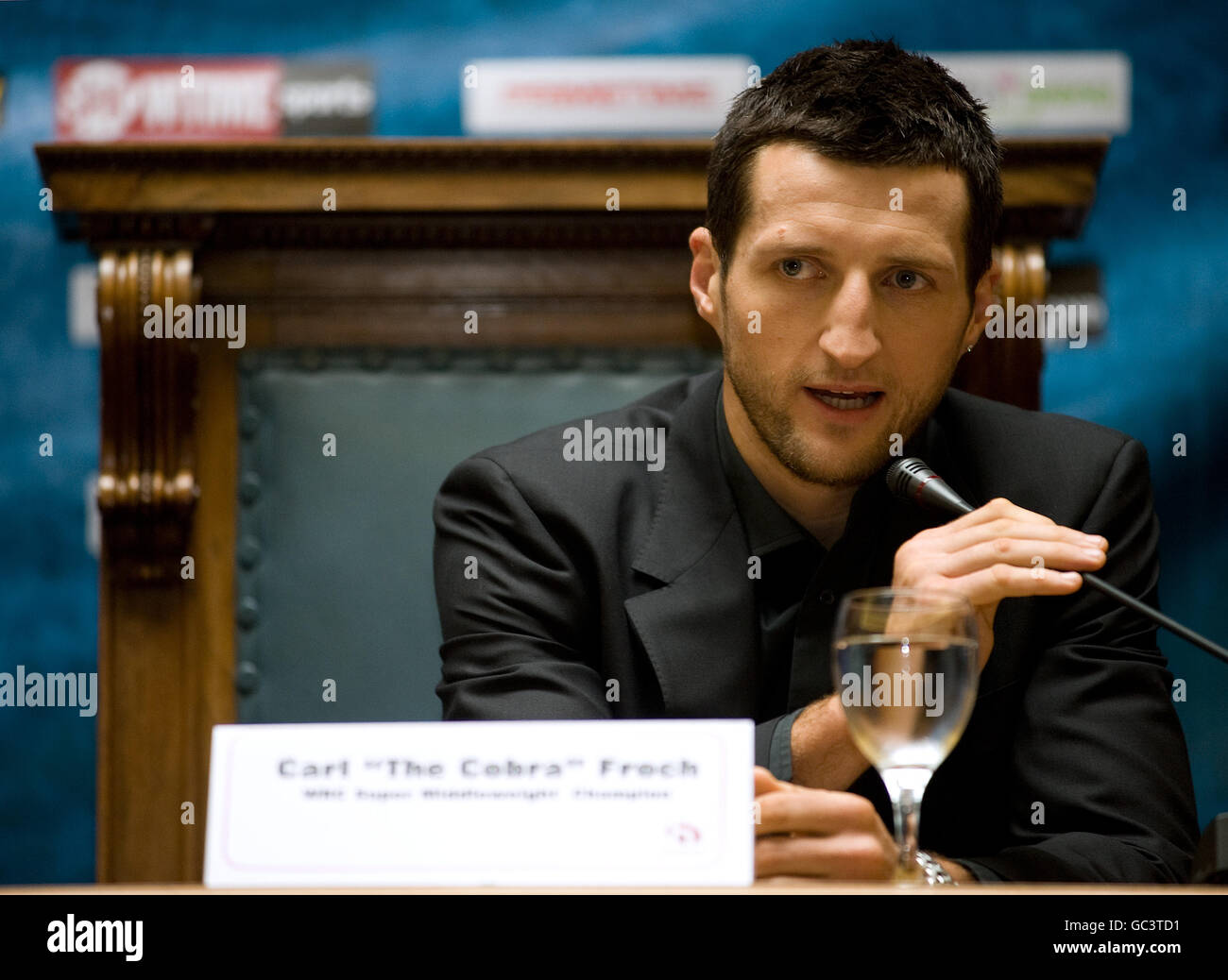 Great britians carl froch hi-res stock photography and images - Alamy