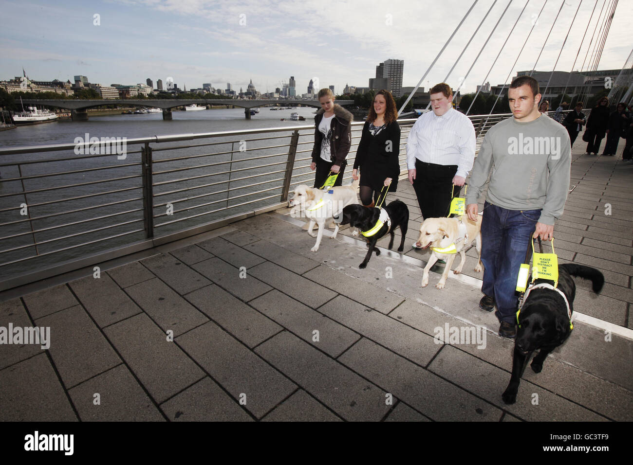 The first four people under 17 to qualify for a Guide Dog in the UK ...