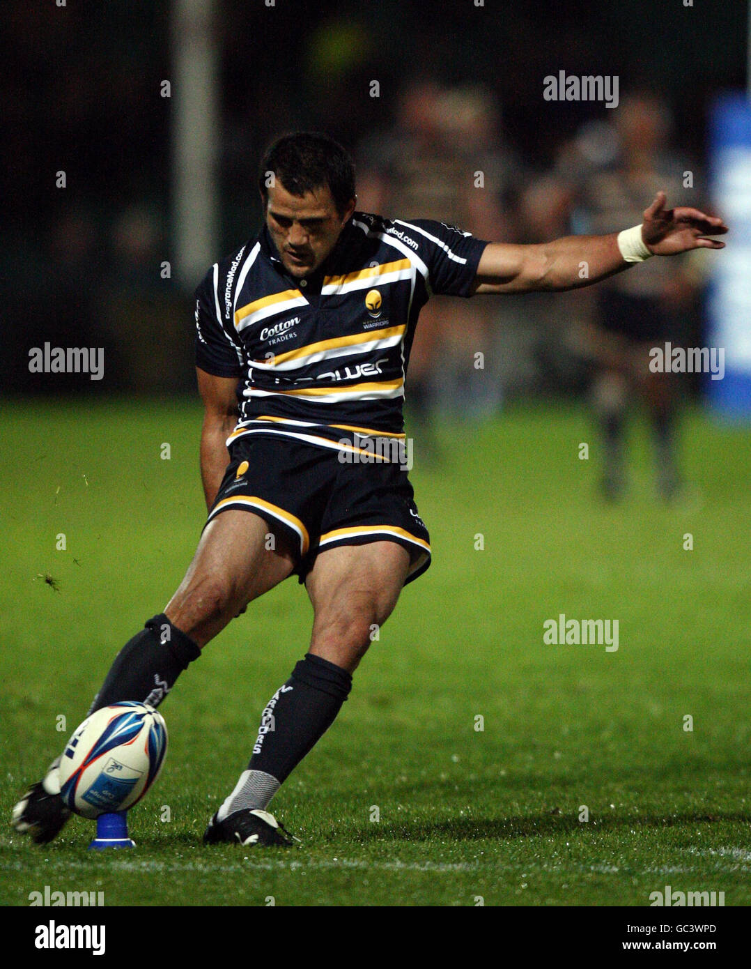Worcester's Willie Walker converts their second try during the European ...