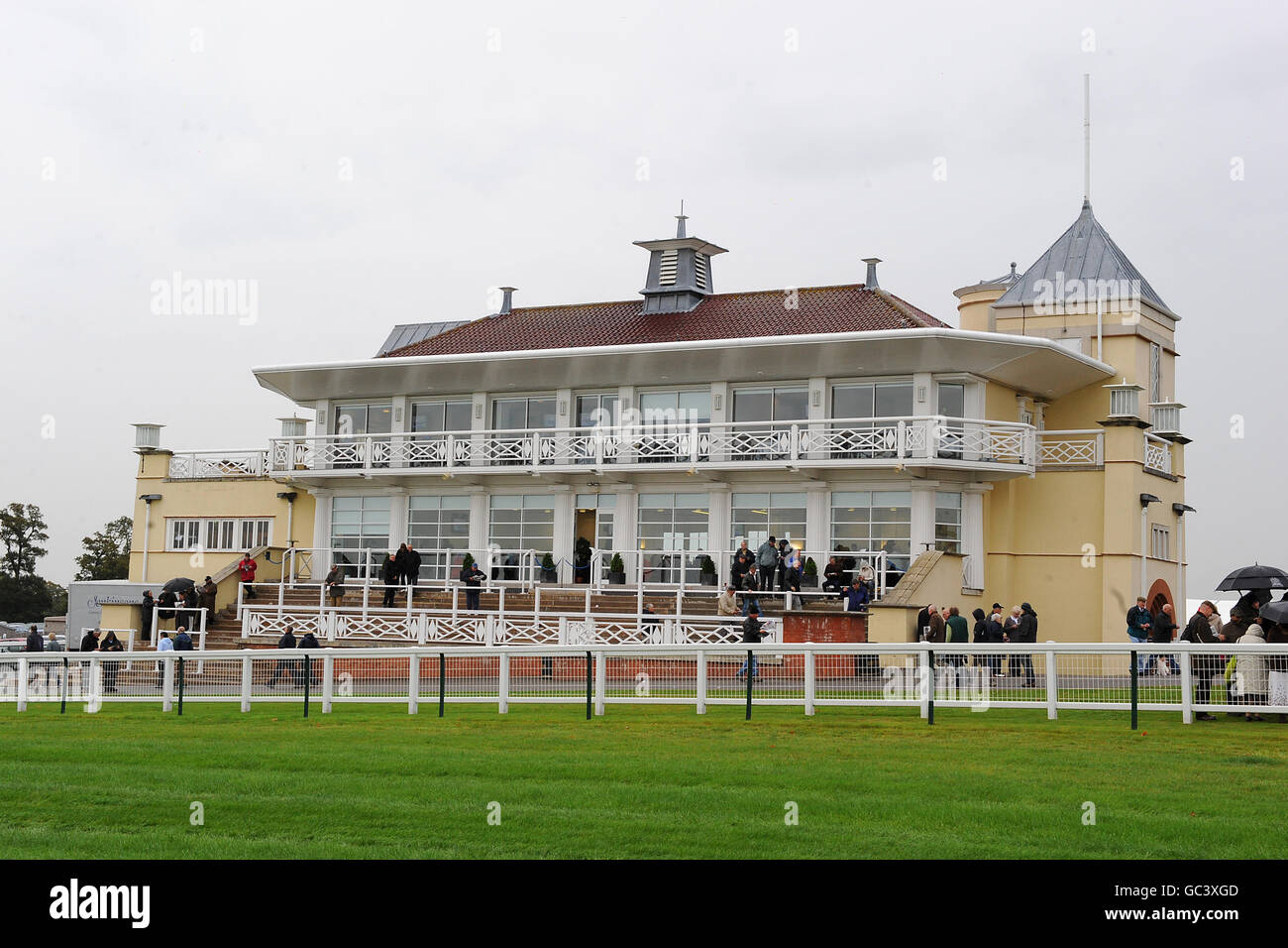A view of the stand at towcester racecourse hi-res stock photography ...