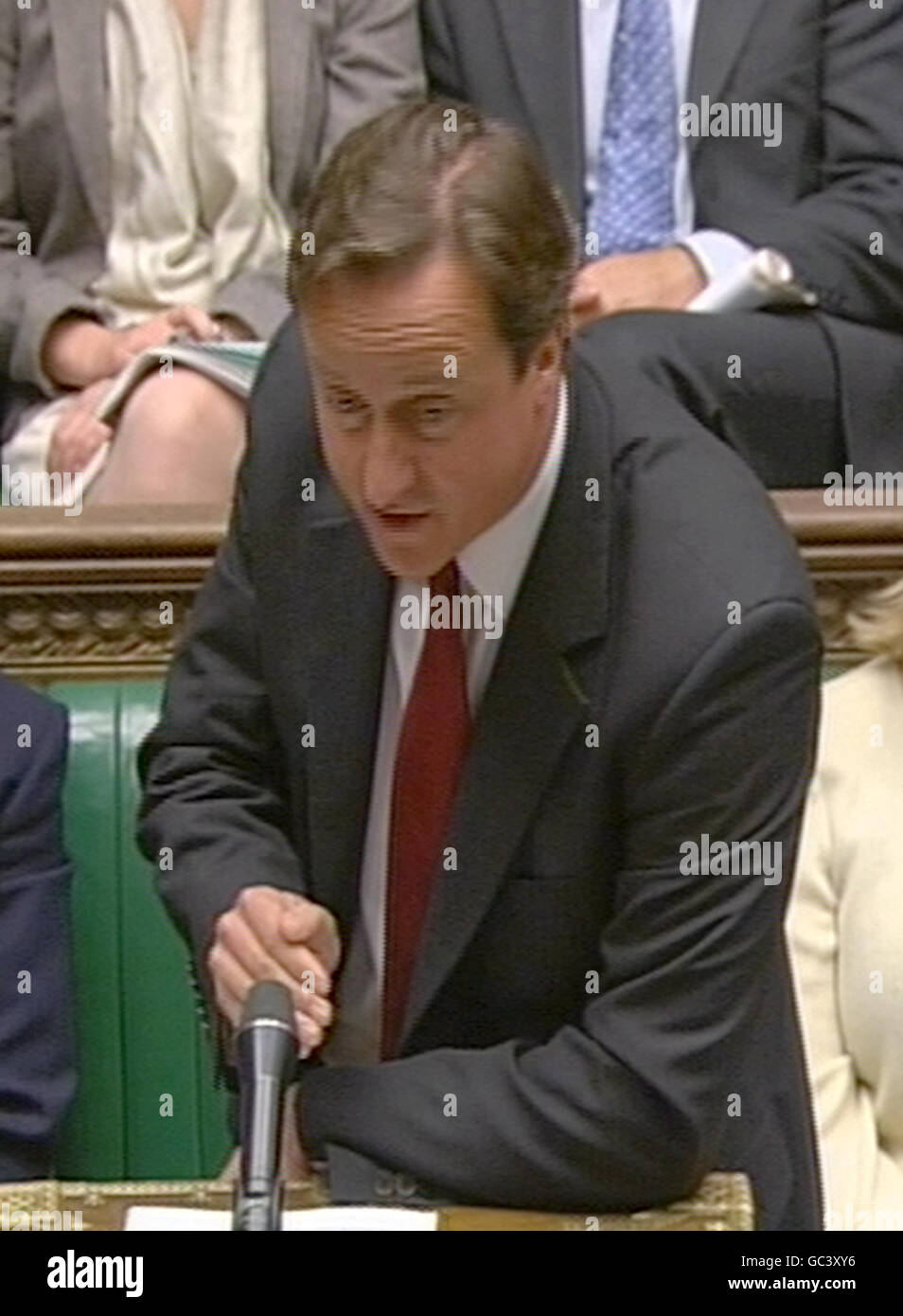 Brown statement on troops in Afghanistan and Pakistan Stock Photo - Alamy