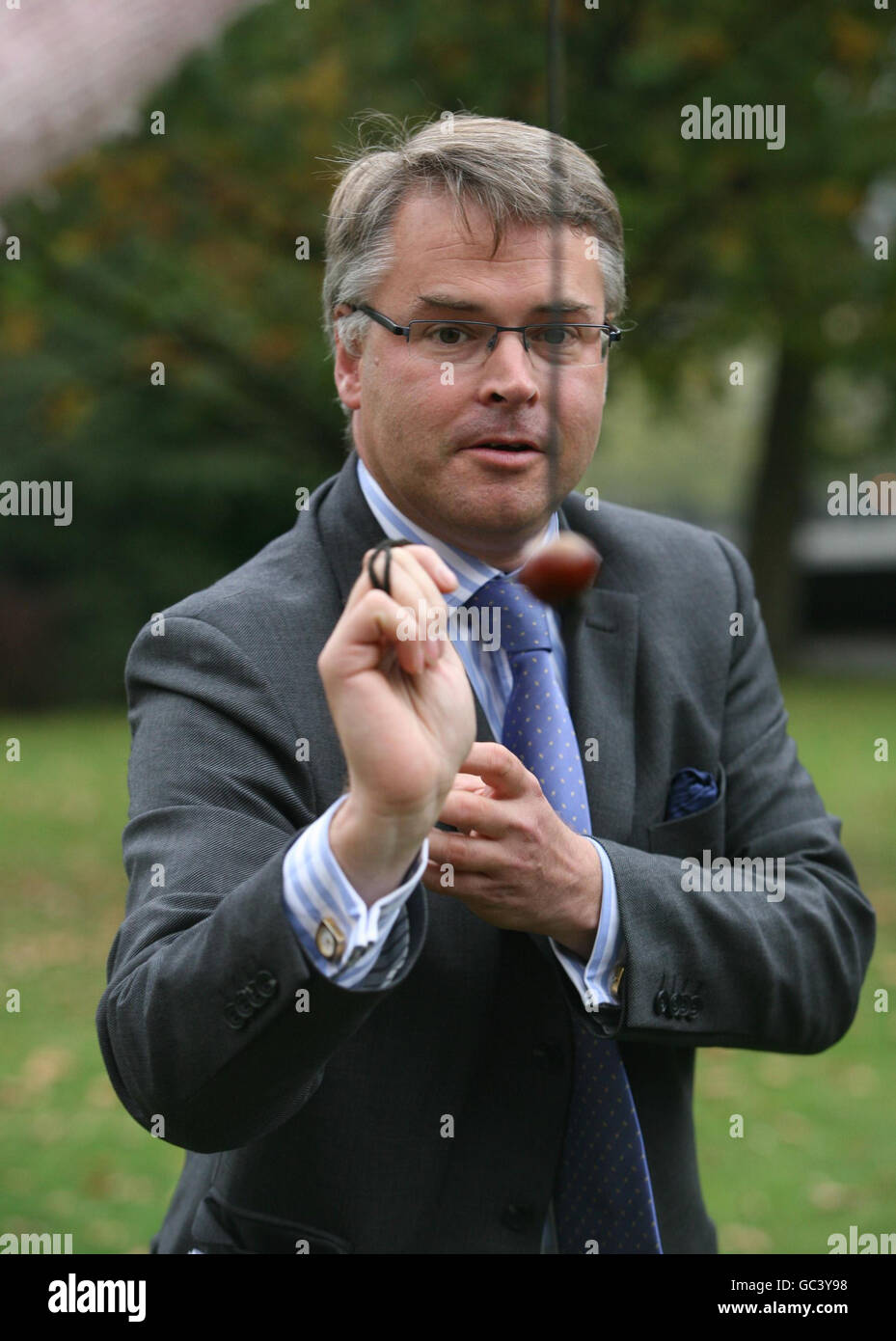 Parliamentary Conker Championships Stock Photo - Alamy