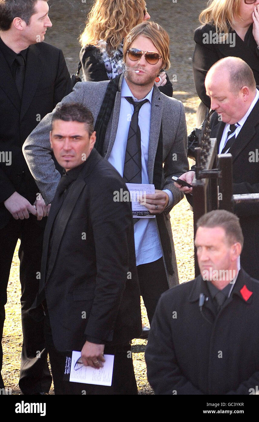 Brian mcfadden smoke hi-res stock photography and images - Alamy