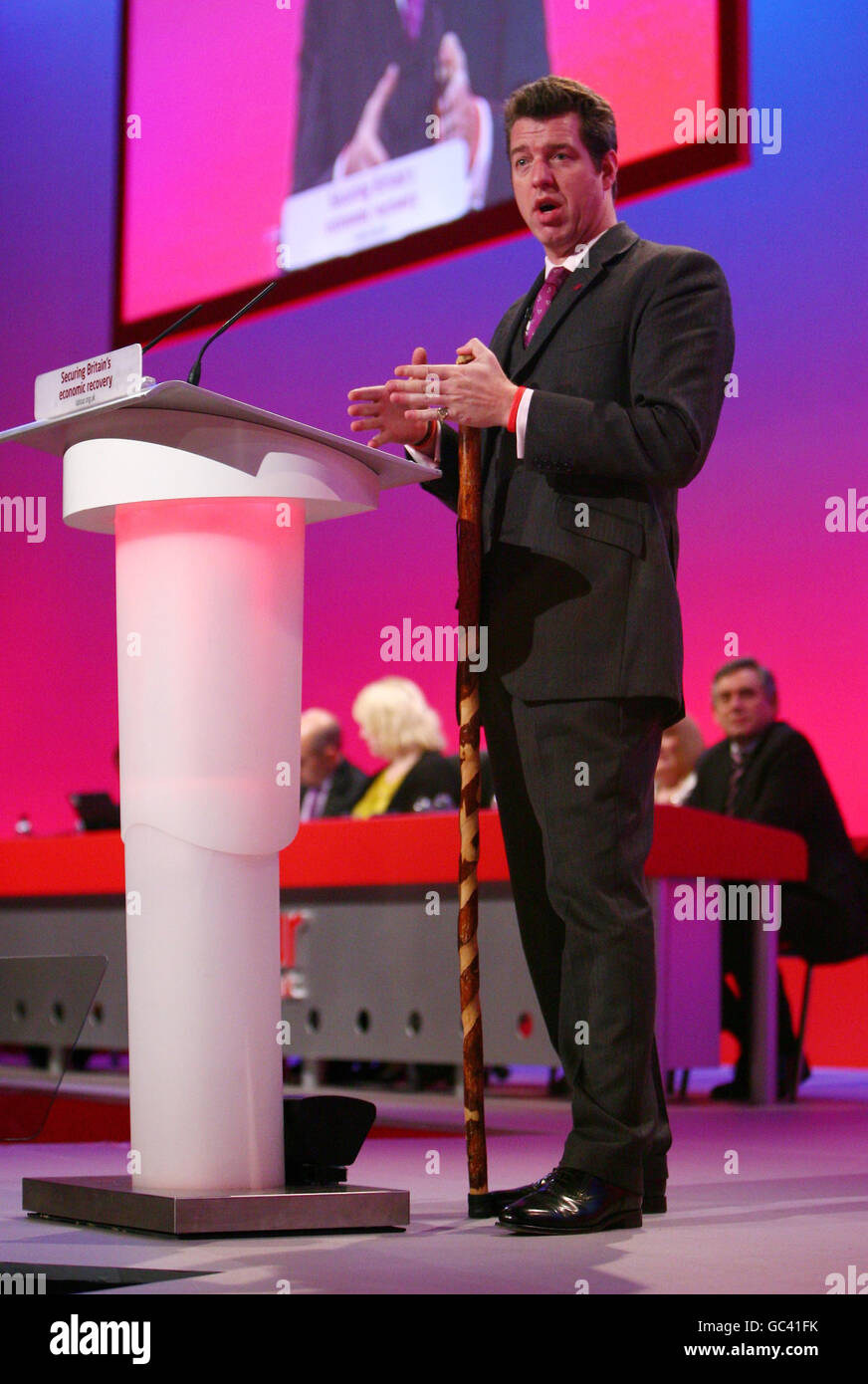 Major Phil Packer who was injured in a rocket attack in Basra, Iraq in ...