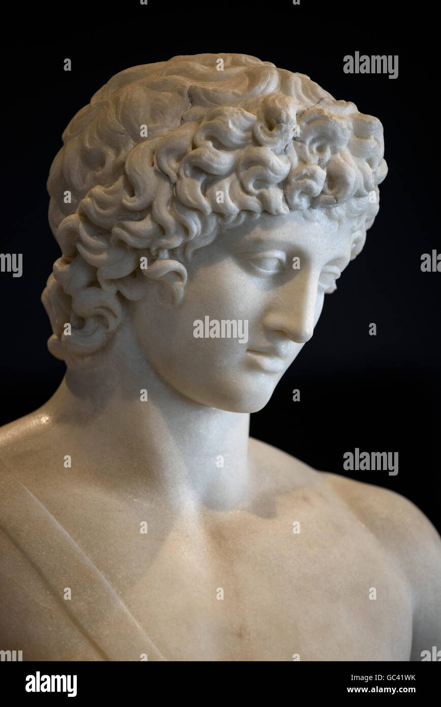 Apollo statue marble sculpture hi-res stock photography and images - Alamy