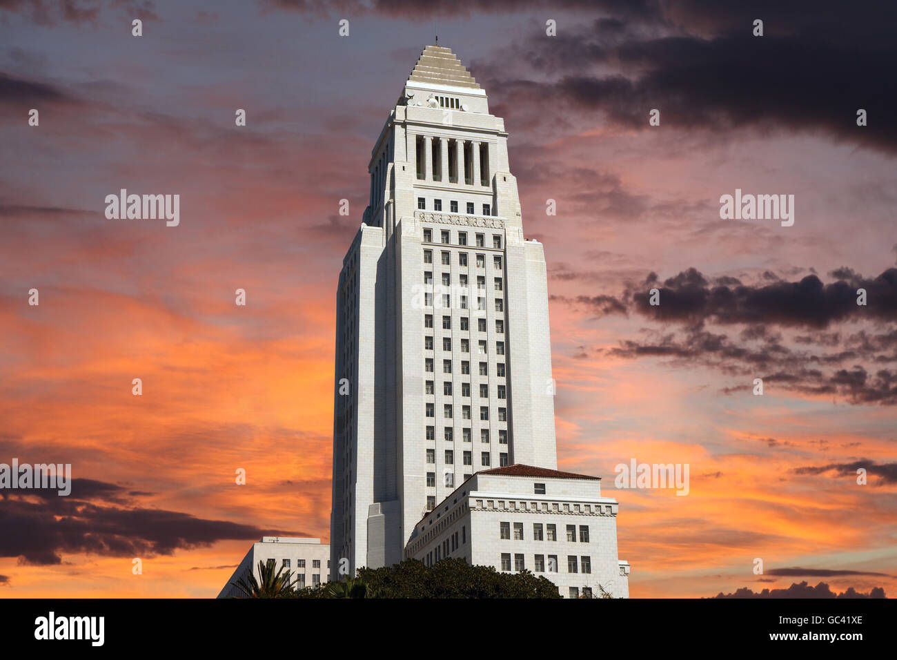 Los angeles city hall hi-res stock photography and images - Alamy