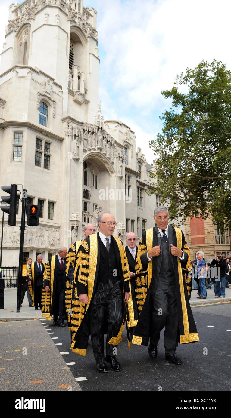 Deputy President of The Supreme Court Lord Hope (left) and President of ...