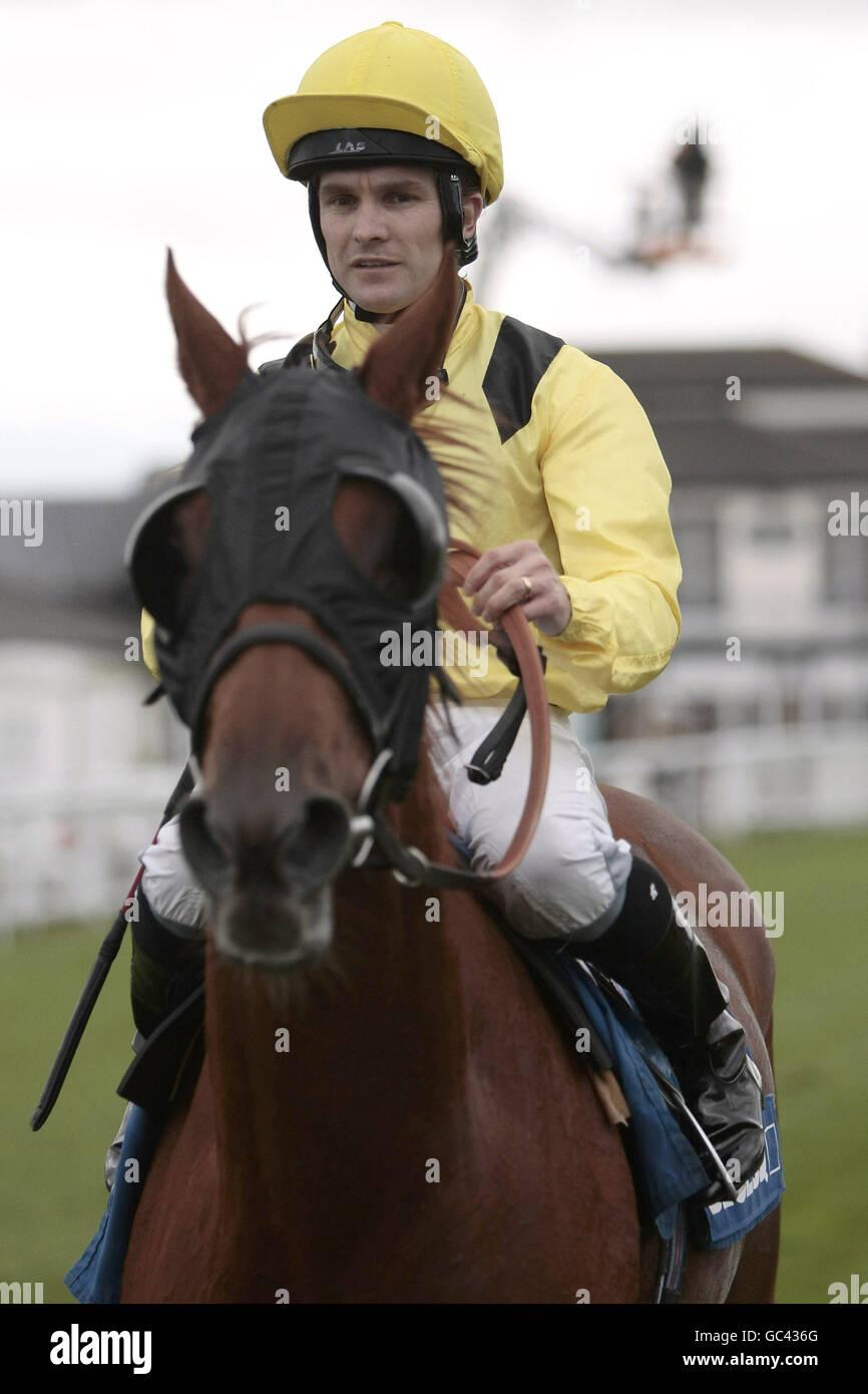 Jockey Richard Mullen on Hunterview prior to the Blue Square Handicap ...
