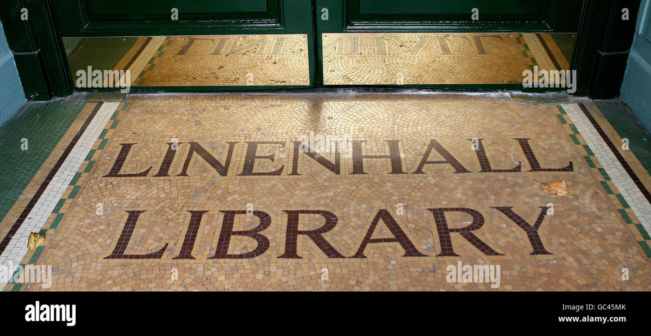 Linenhall library hi-res stock photography and images - Alamy