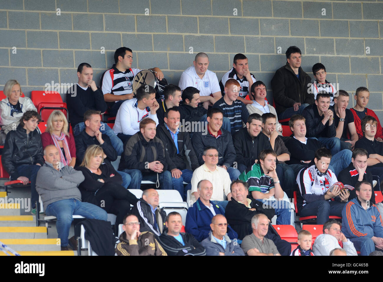 Soccer - Coca-Cola Football League Two - Dagenham & Redbridge v ...