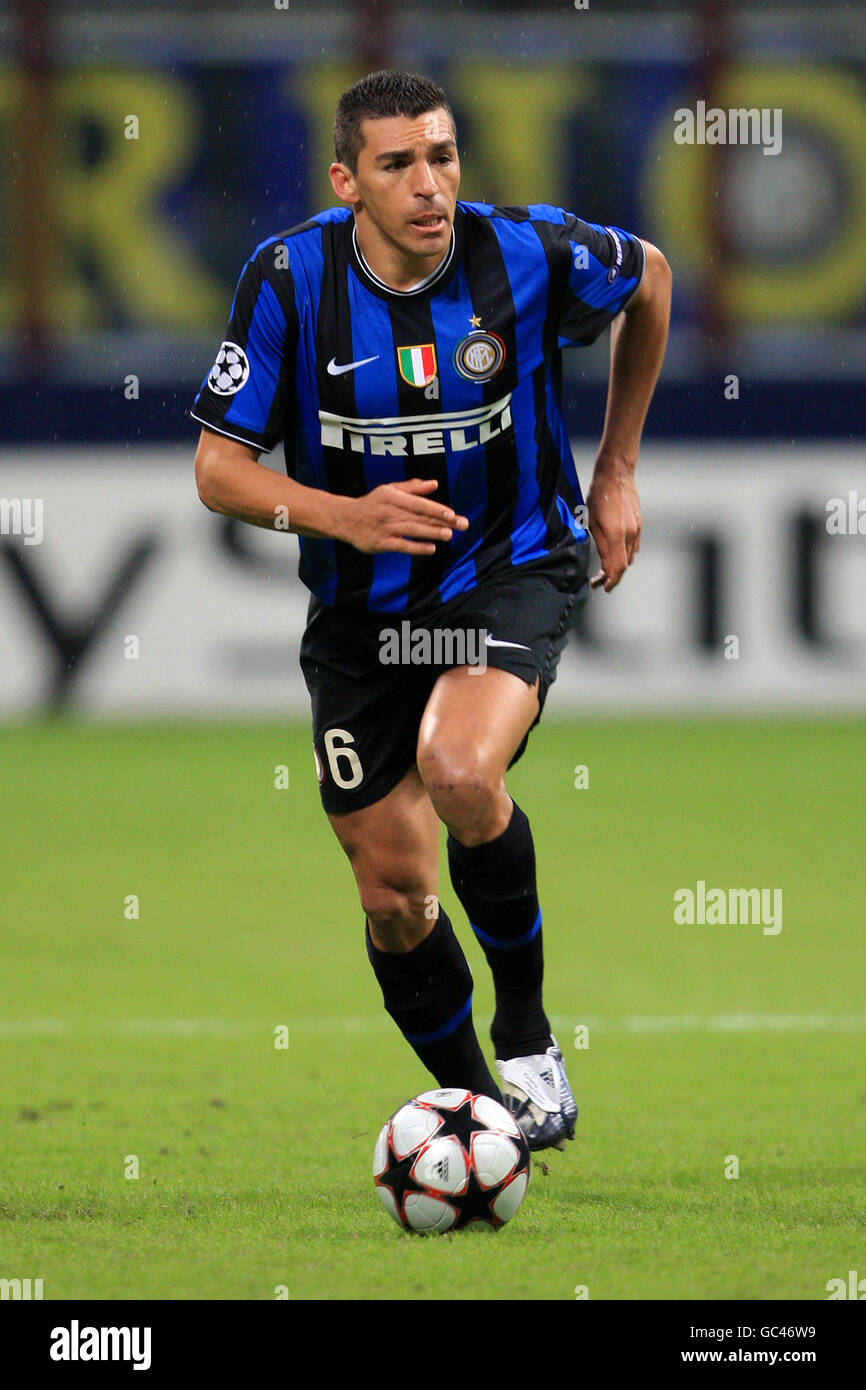 Lúcio inter milan hi-res stock photography and images - Alamy