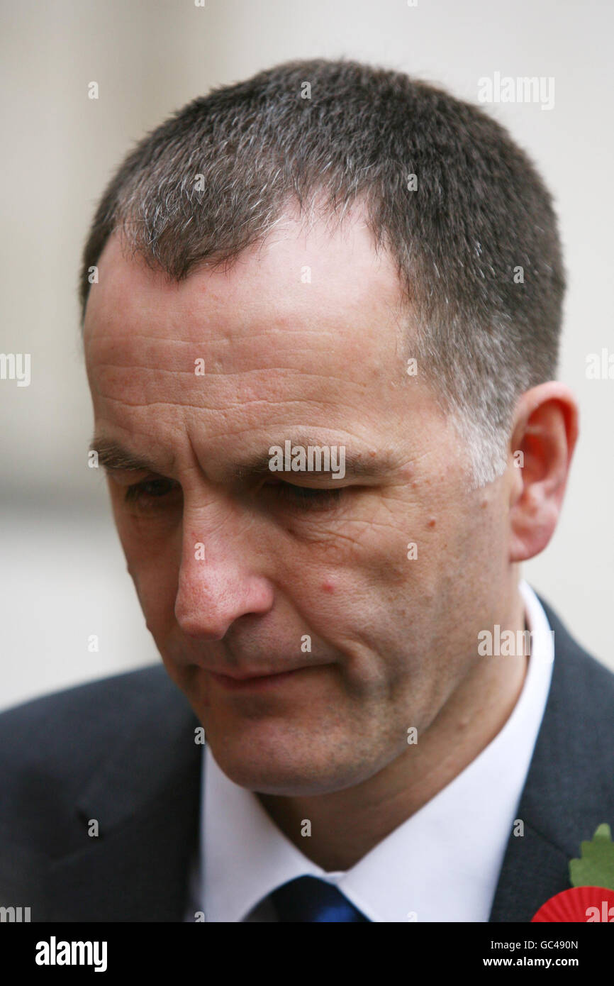 Stephen Jones, the father of murdered schoolboy Rhys Jones, leaves the ...