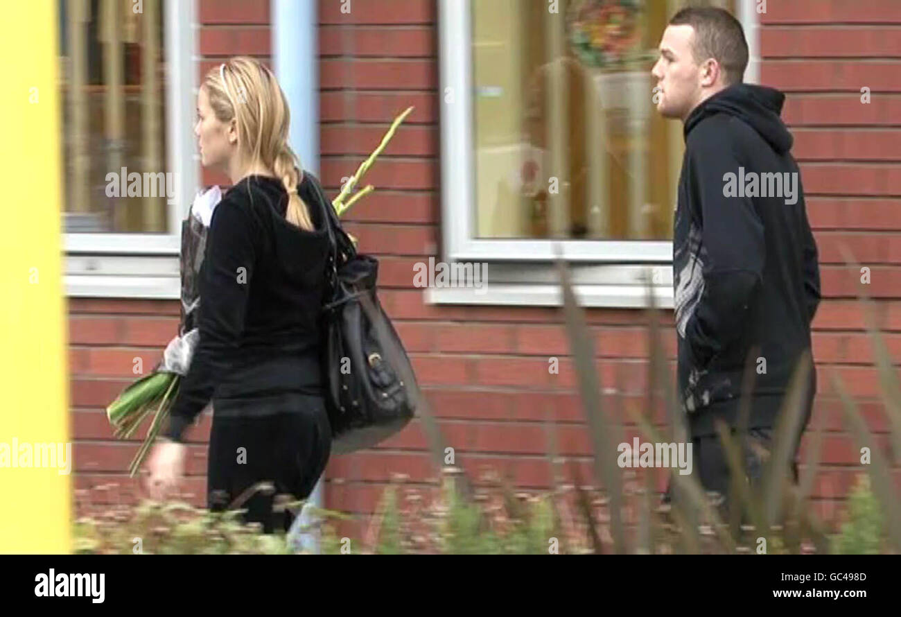 Wayne Rooney's brother Graham and cousin Claire arrive at Liverpool ...