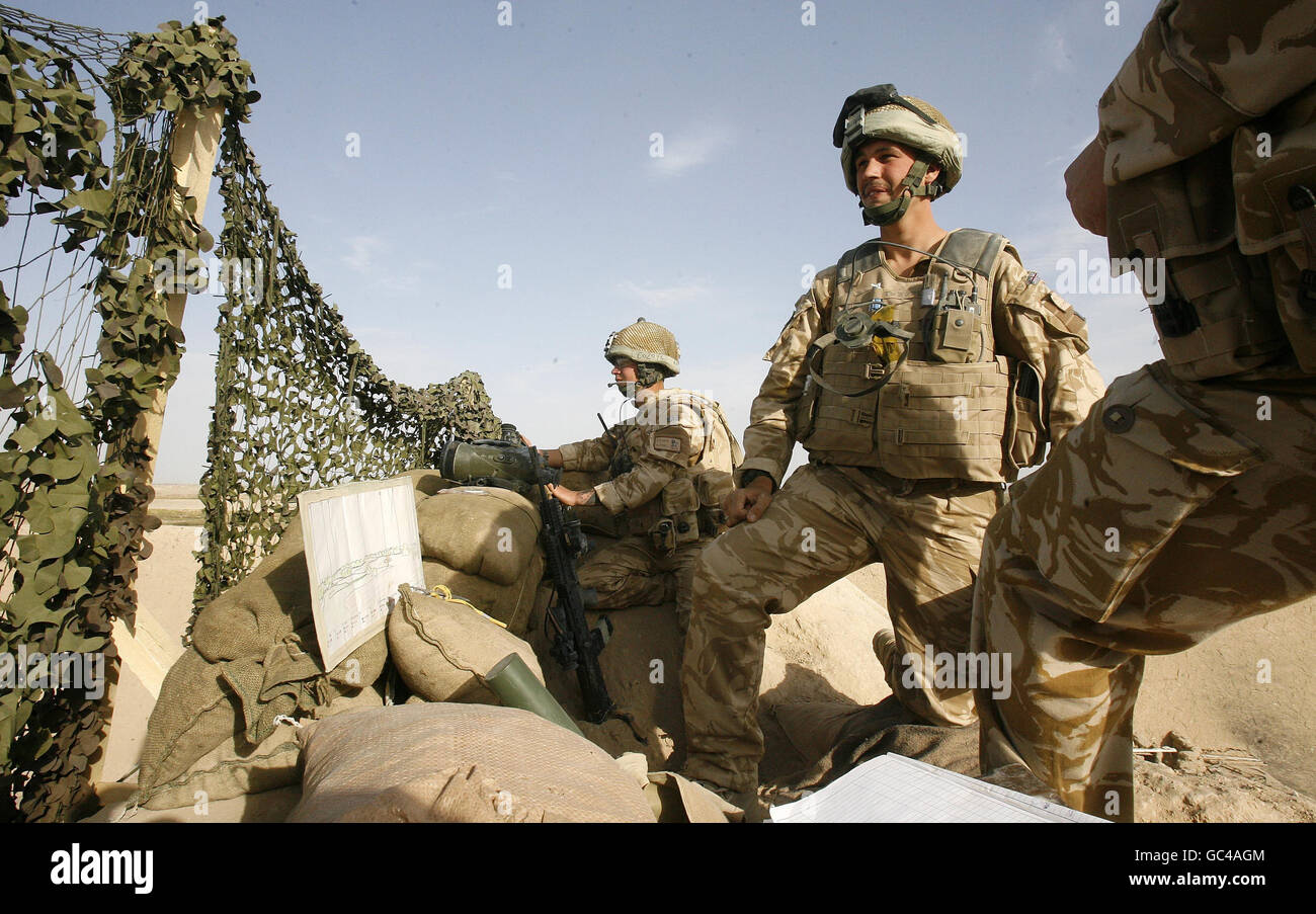 Soldiers of the 1st Battalion the Coldstream Guards on Sangar whilst ...