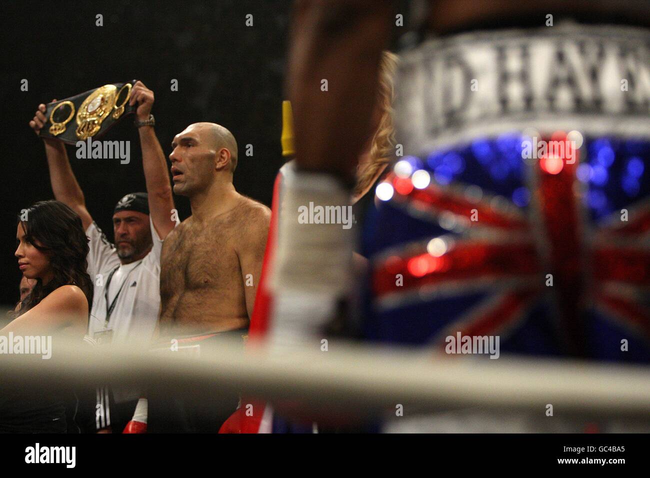 Boxing - WBA World Heavyweight Title - Nikolai Valuev v David Haye ...