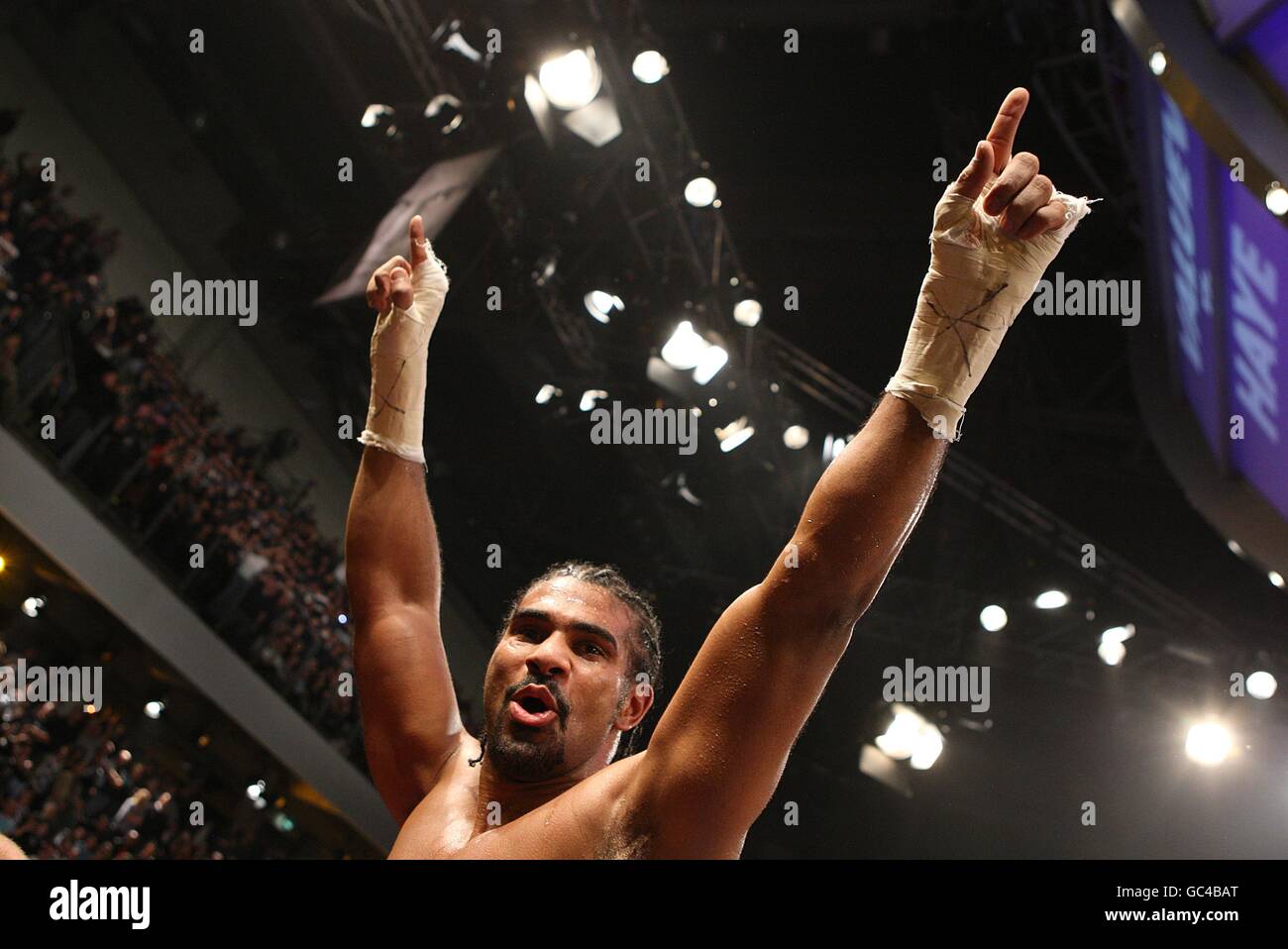 England's David Haye celebrates becoming the new WBA World Heavyweight ...