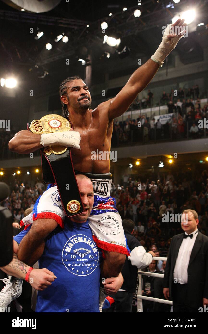 England's David Haye celebrates becoming the new WBA World Heavyweight ...