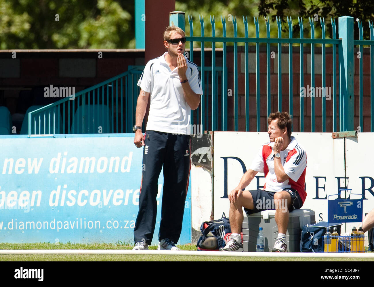 Cricket - Tour Match - Warriors v England - De Beers Diamond Oval Stock ...