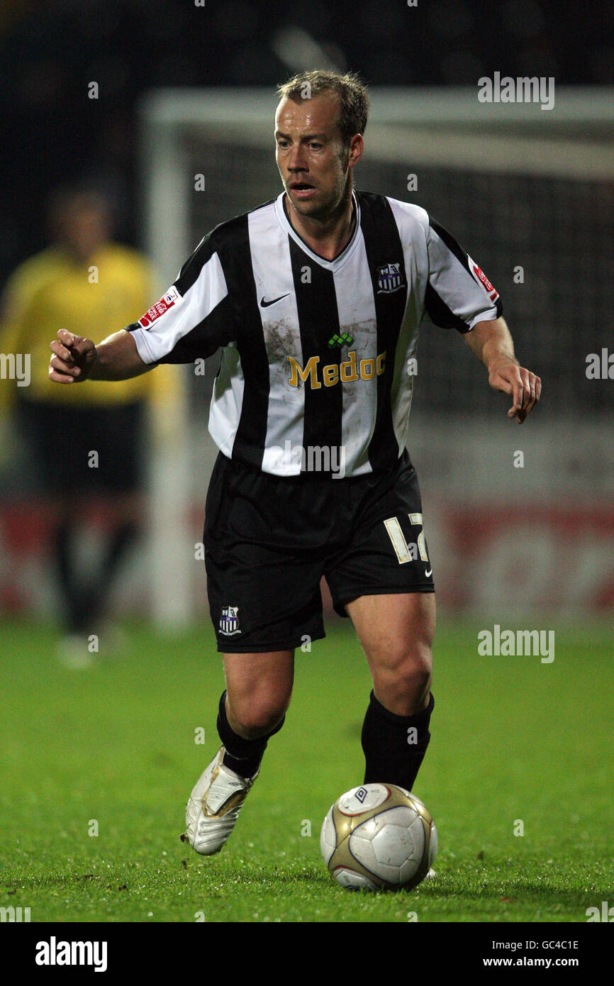 Jamie clapham notts county hi-res stock photography and images - Alamy