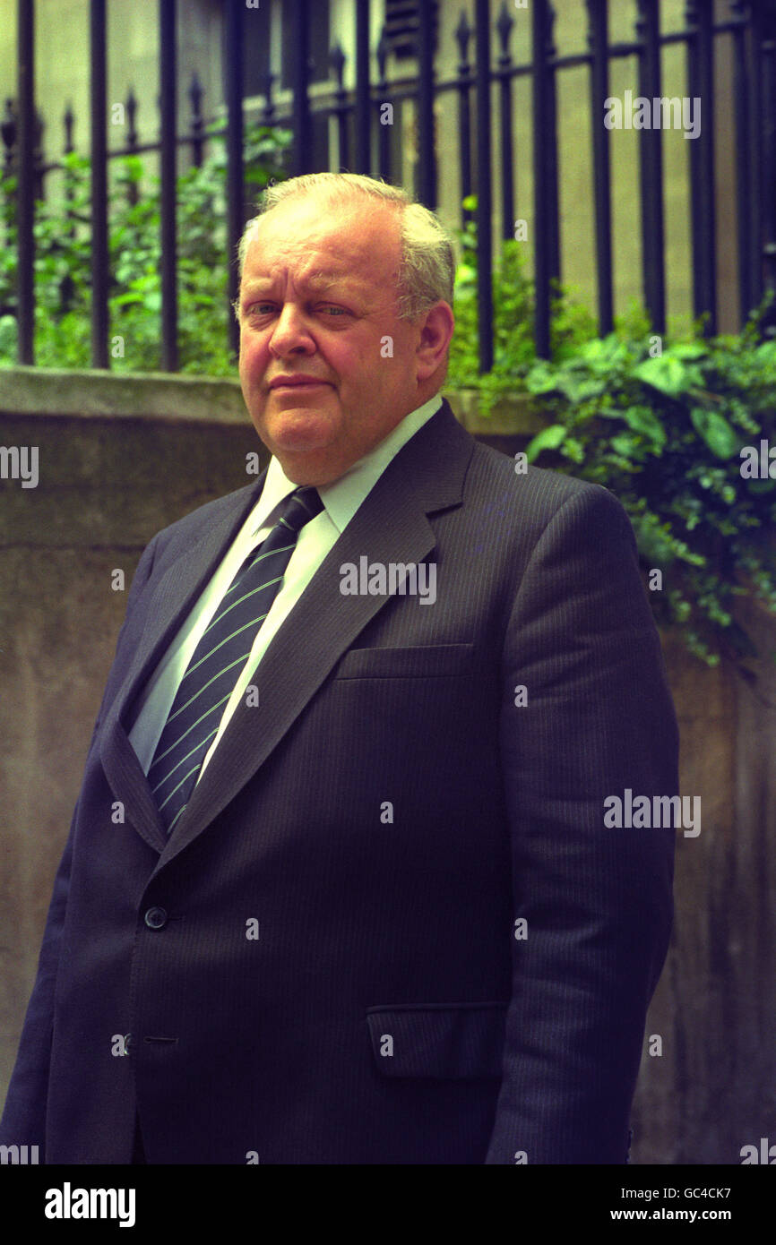 Frank skuse hi-res stock photography and images - Alamy