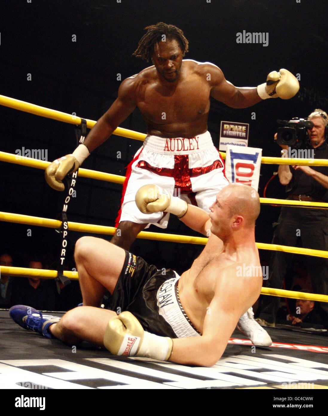 Scott harrison boxer hi-res stock photography and images - Alamy