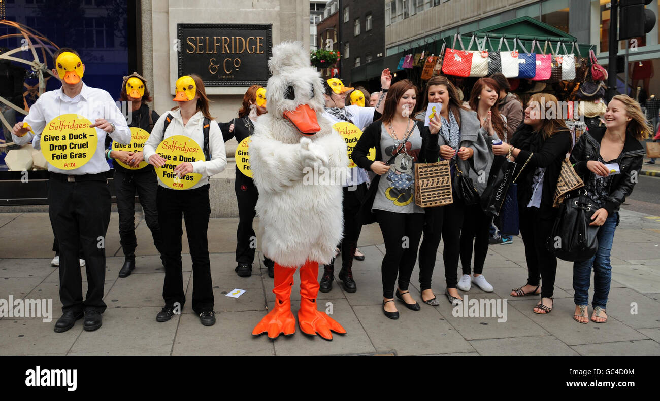 Shoppers join in as animal welfare pressure group PETA protesting ...