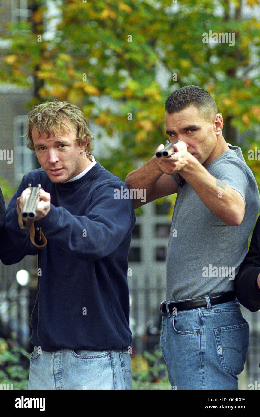 Lock stock and two smoking barrels guy ritchie High Resolution Stock ...