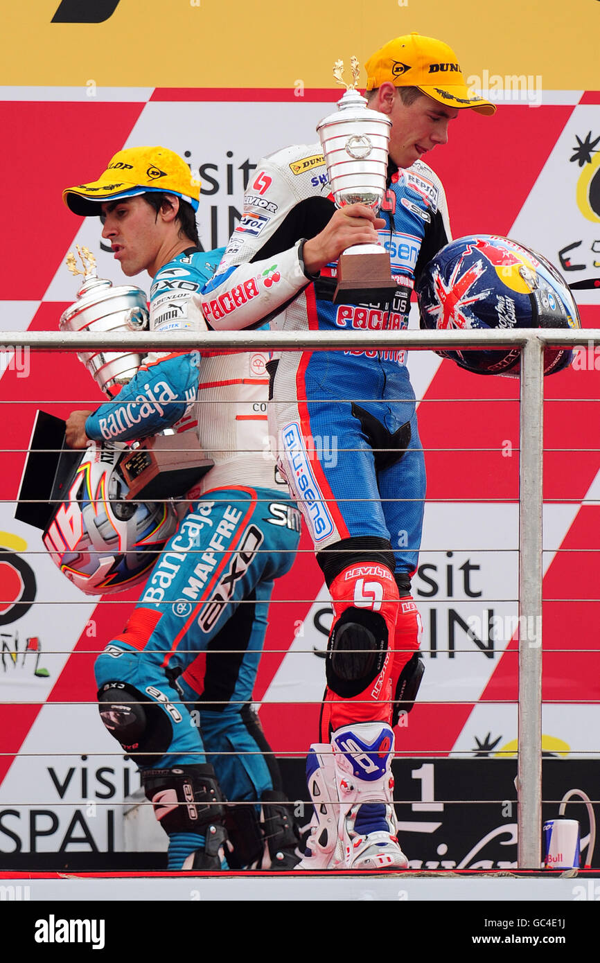 Race winner Bancaja Aspar's Julian Simon (left) and 3rd place rider ...