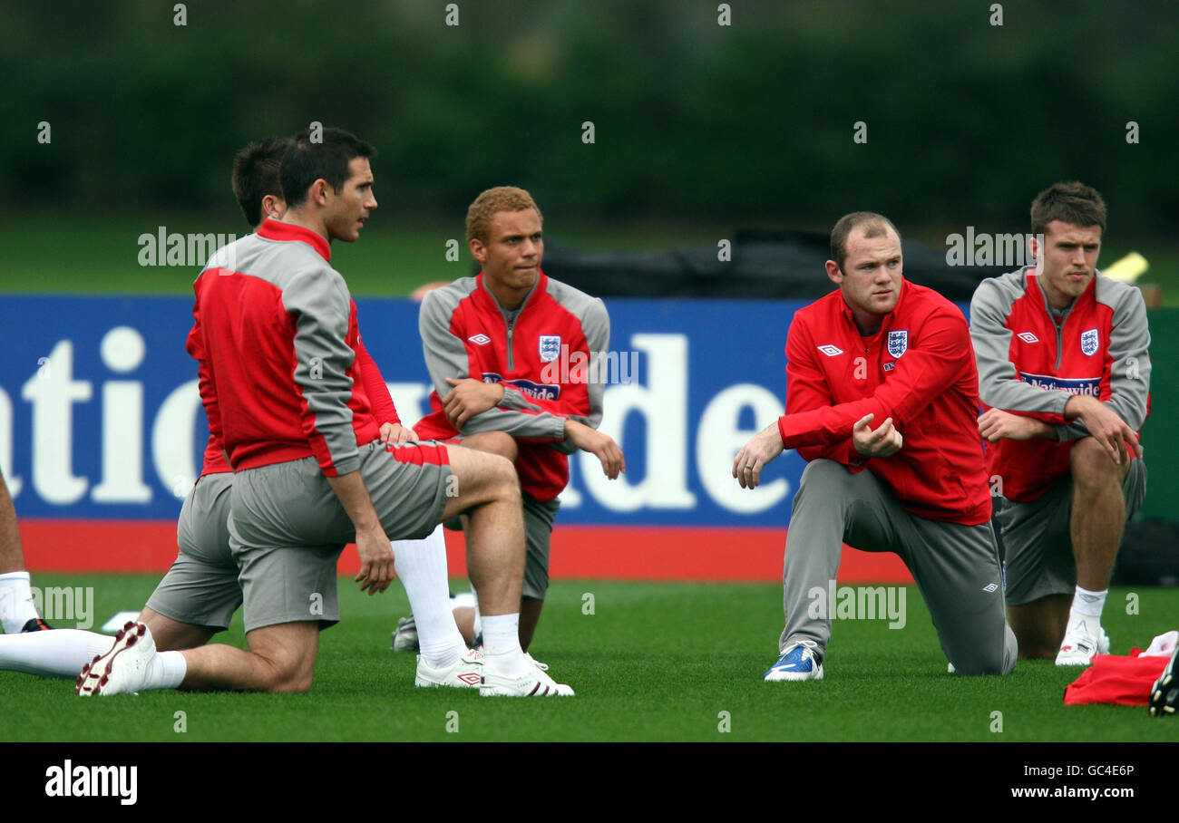 Englands michael carrick during training hi-res stock photography and ...