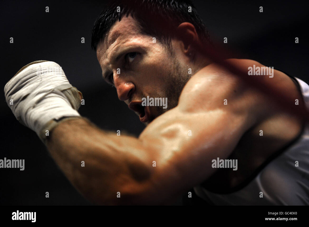 Boxer carl froch nottingham england hi-res stock photography and images ...