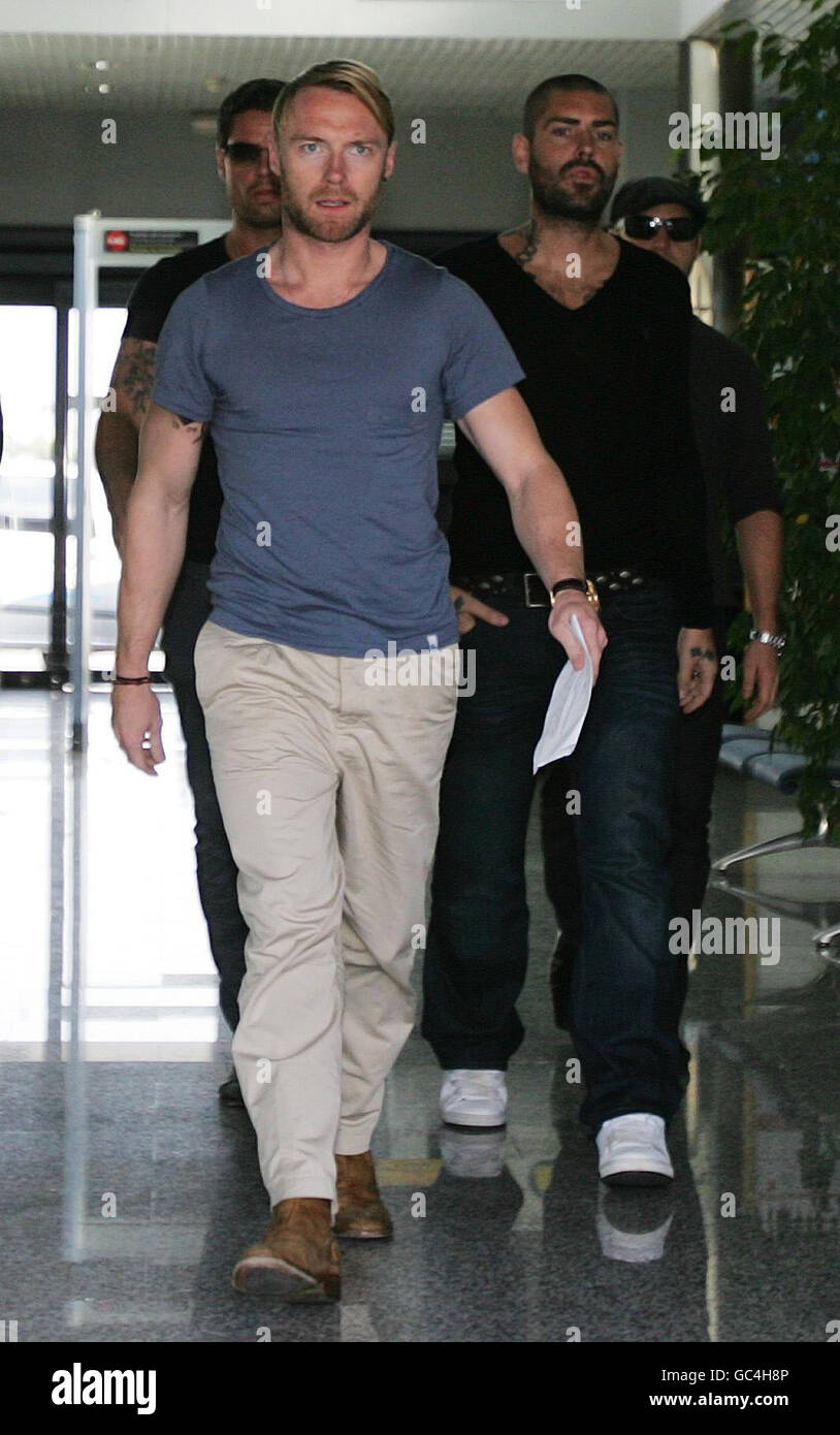 Ronan Keating arrives to make a statement outside Majorca Airport as ...