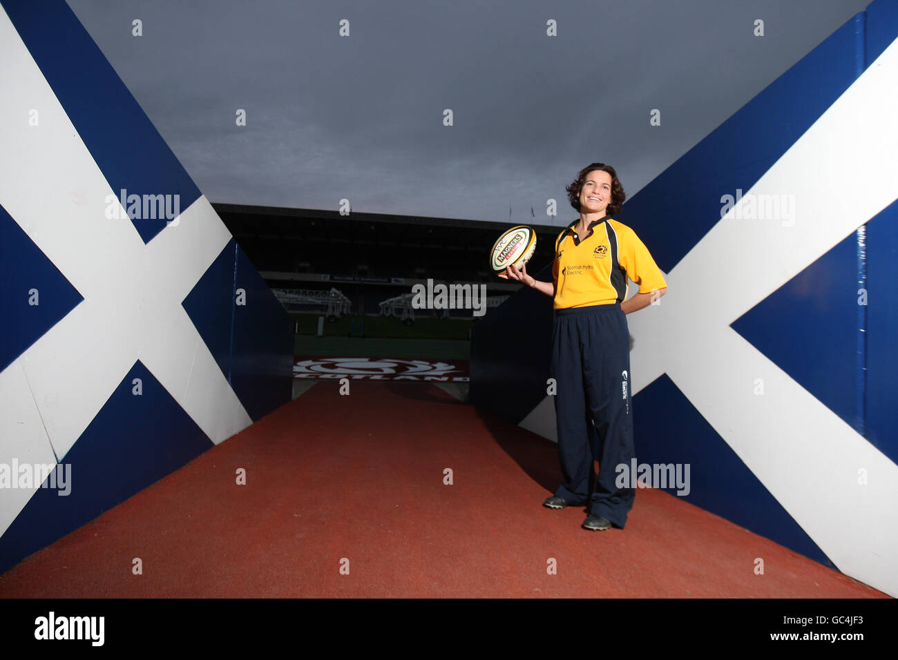 Sru fast track referee hi-res stock photography and images - Alamy