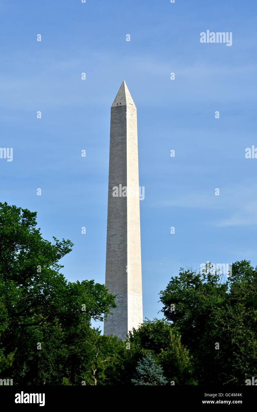 The Washington monument at the National Mall in Washington DC Stock ...