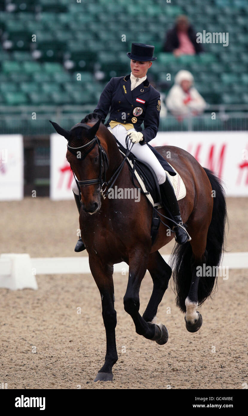 Victoria max theurer hi-res stock photography and images - Alamy