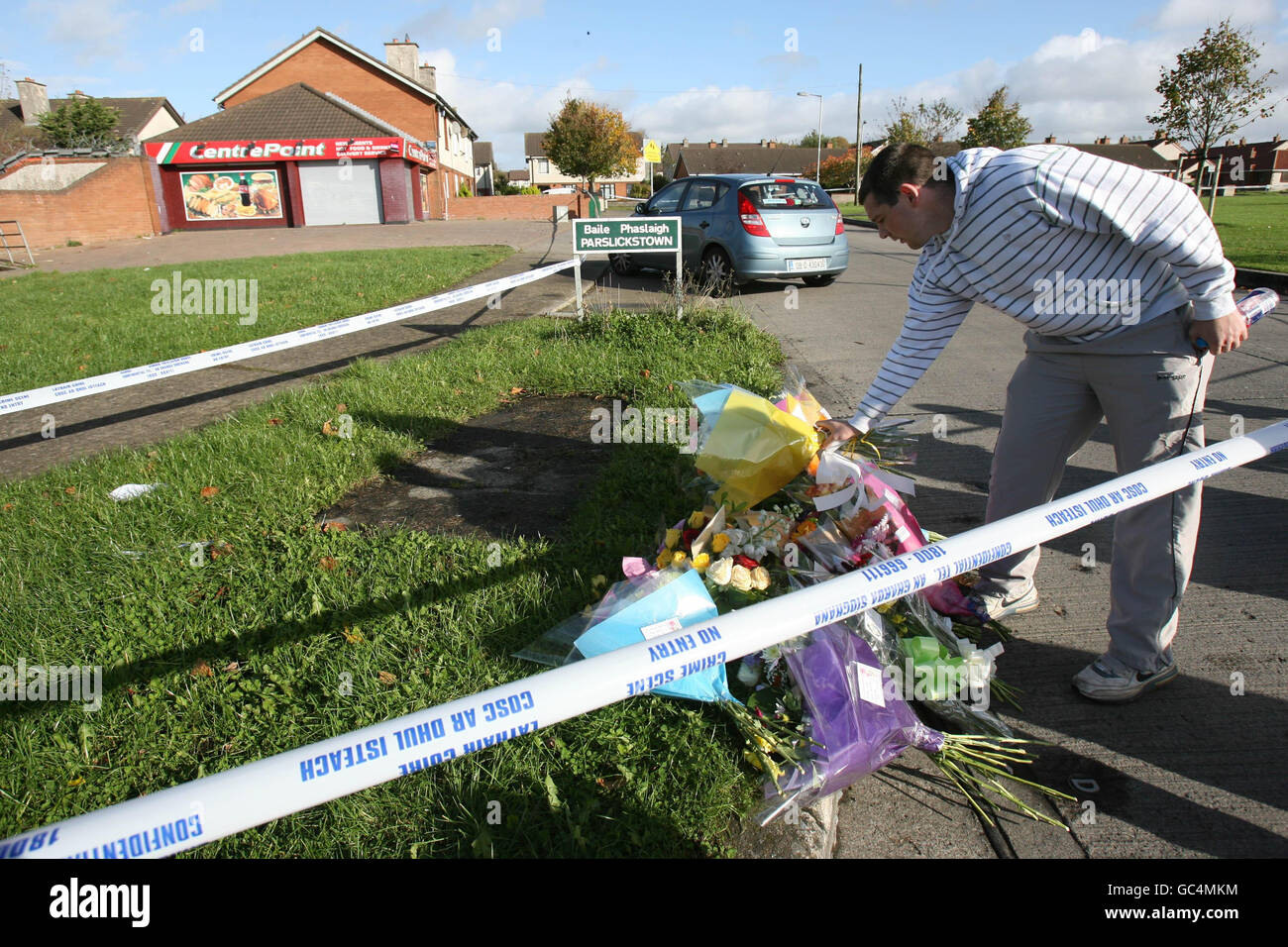 Jason Egan shooting Stock Photo - Alamy