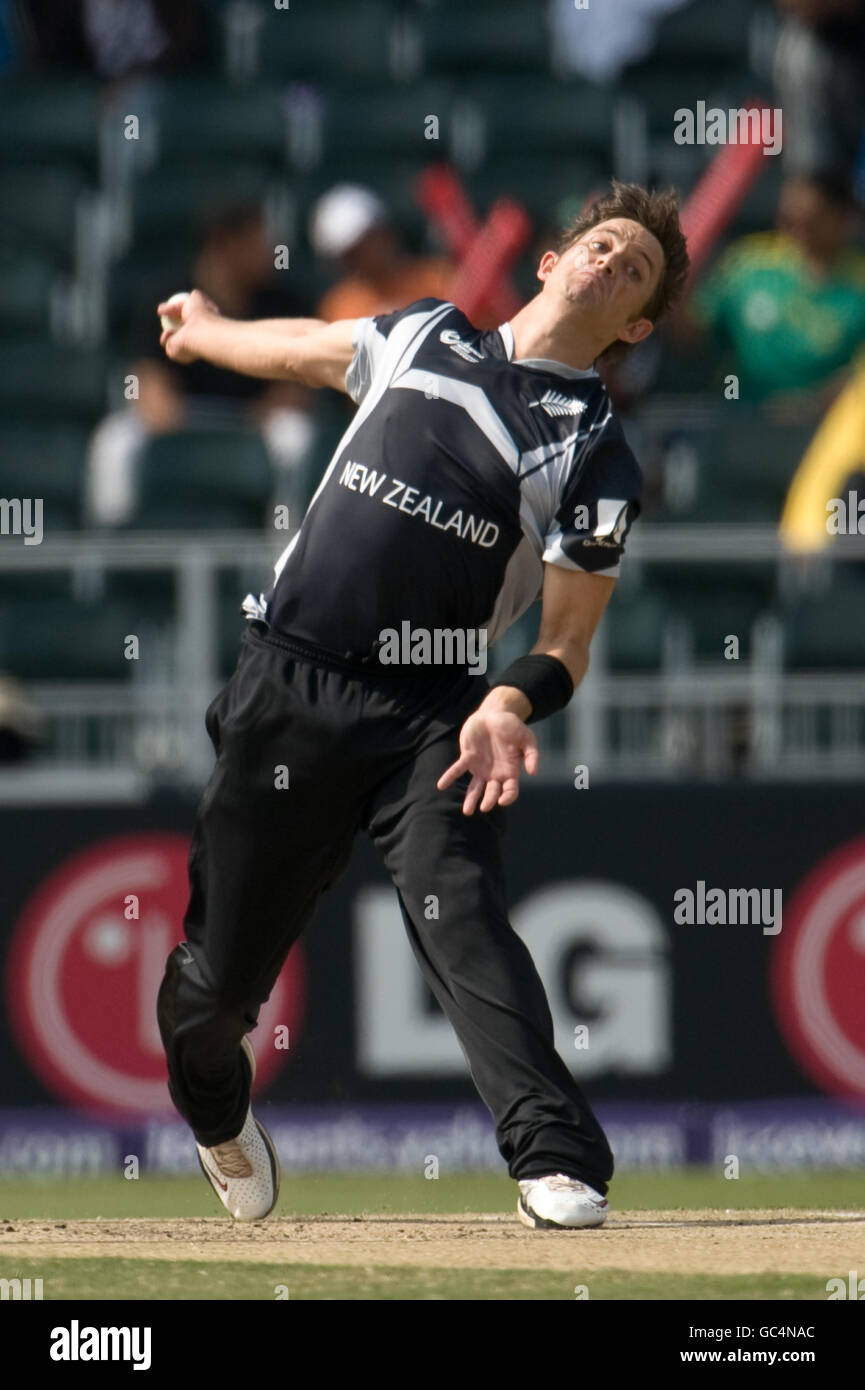 Shane Bond Wallpapers