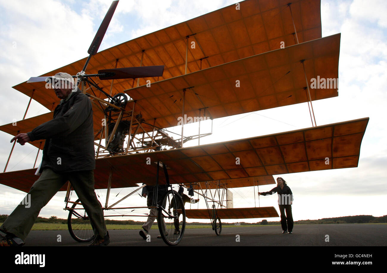 Roe triplane hi-res stock photography and images - Alamy