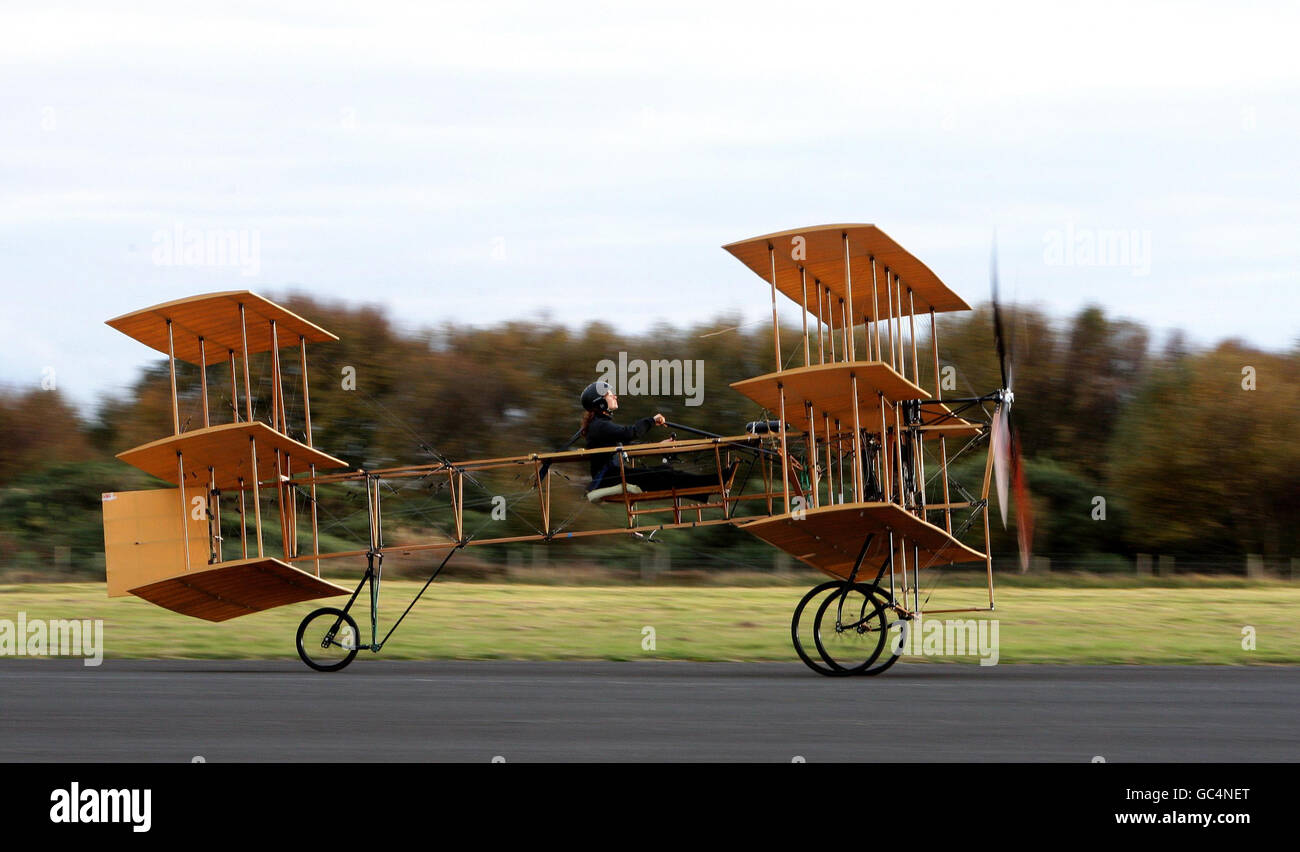 Triplane built hi-res stock photography and images - Alamy