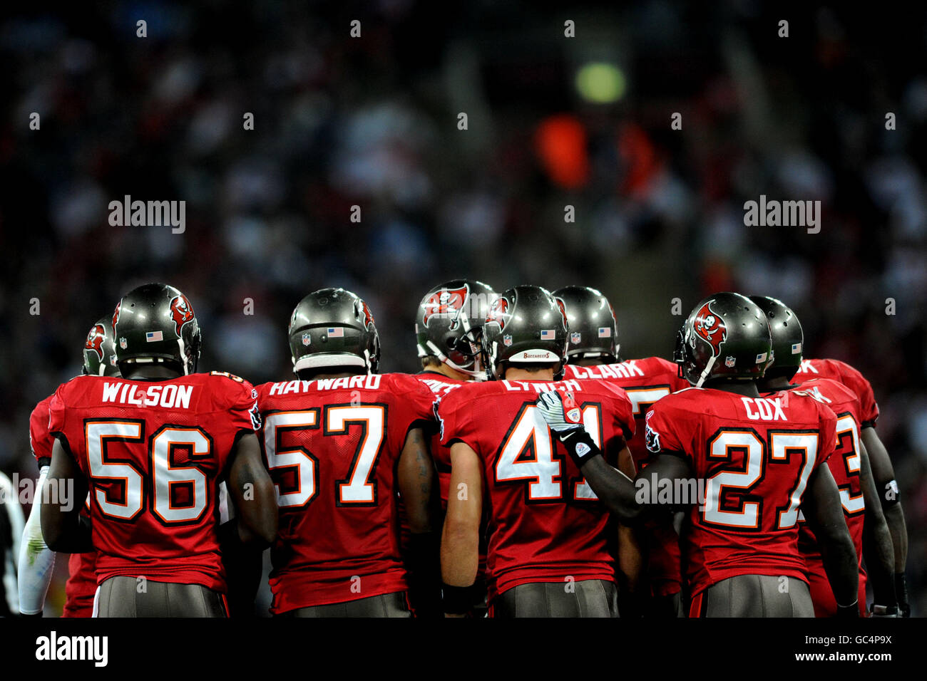 Football general view stadium huddle hi-res stock photography and ...