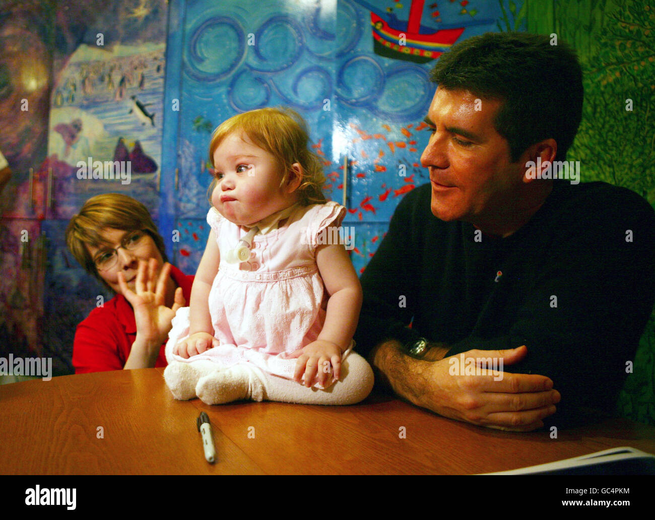 Cowell's childrens hospital visit Stock Photo - Alamy