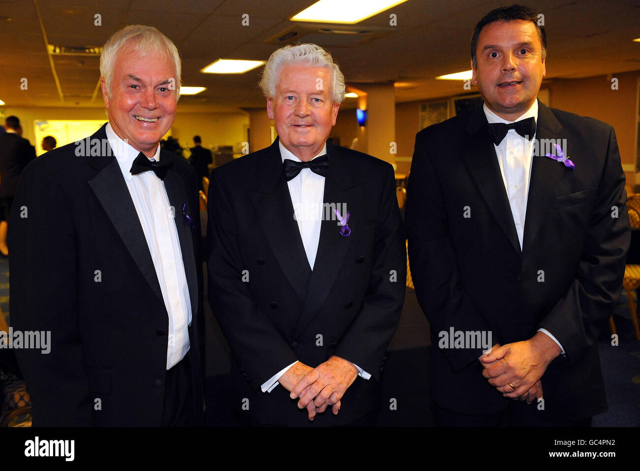 Left to right duncan mckenzie hi-res stock photography and images - Alamy