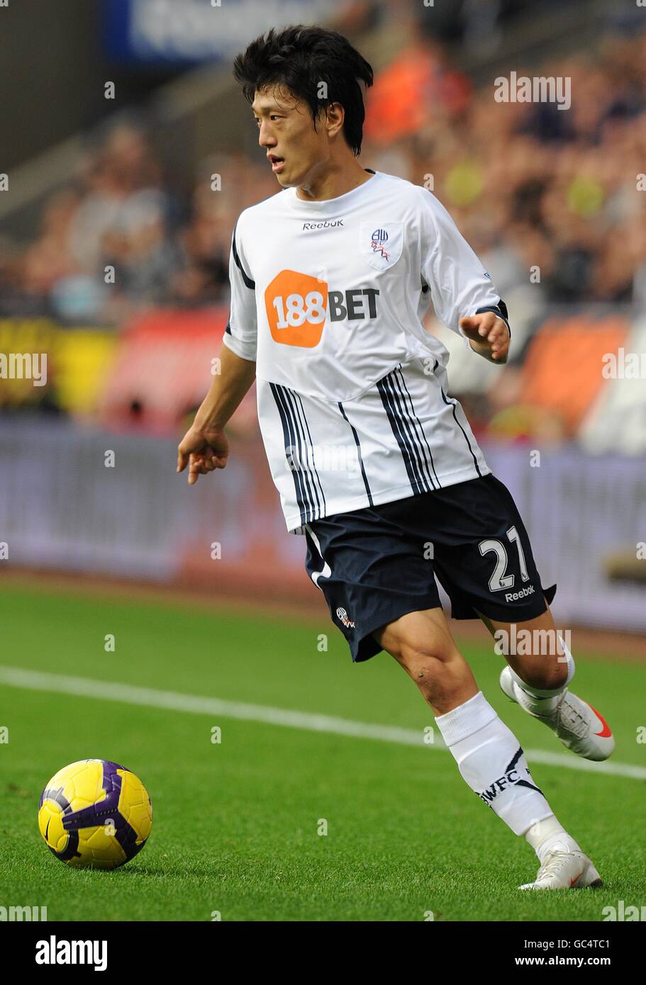 Chelsea bolton lee hi-res stock photography and images - Alamy