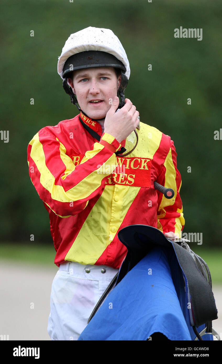 Jockey tom queally at nottingham racecourse hi-res stock photography ...