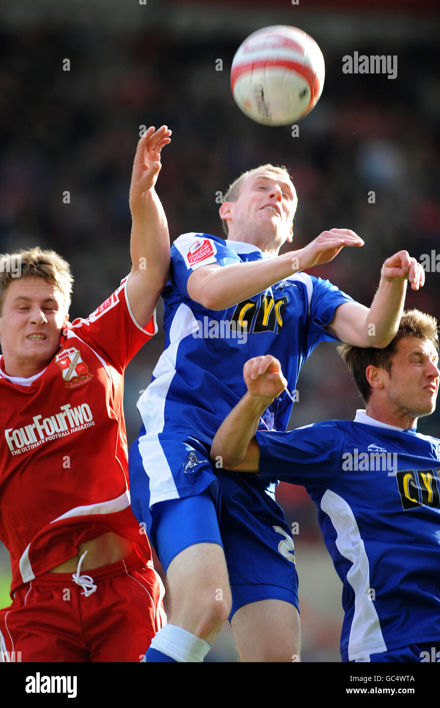 Swindon towns simon ferry hi-res stock photography and images - Alamy