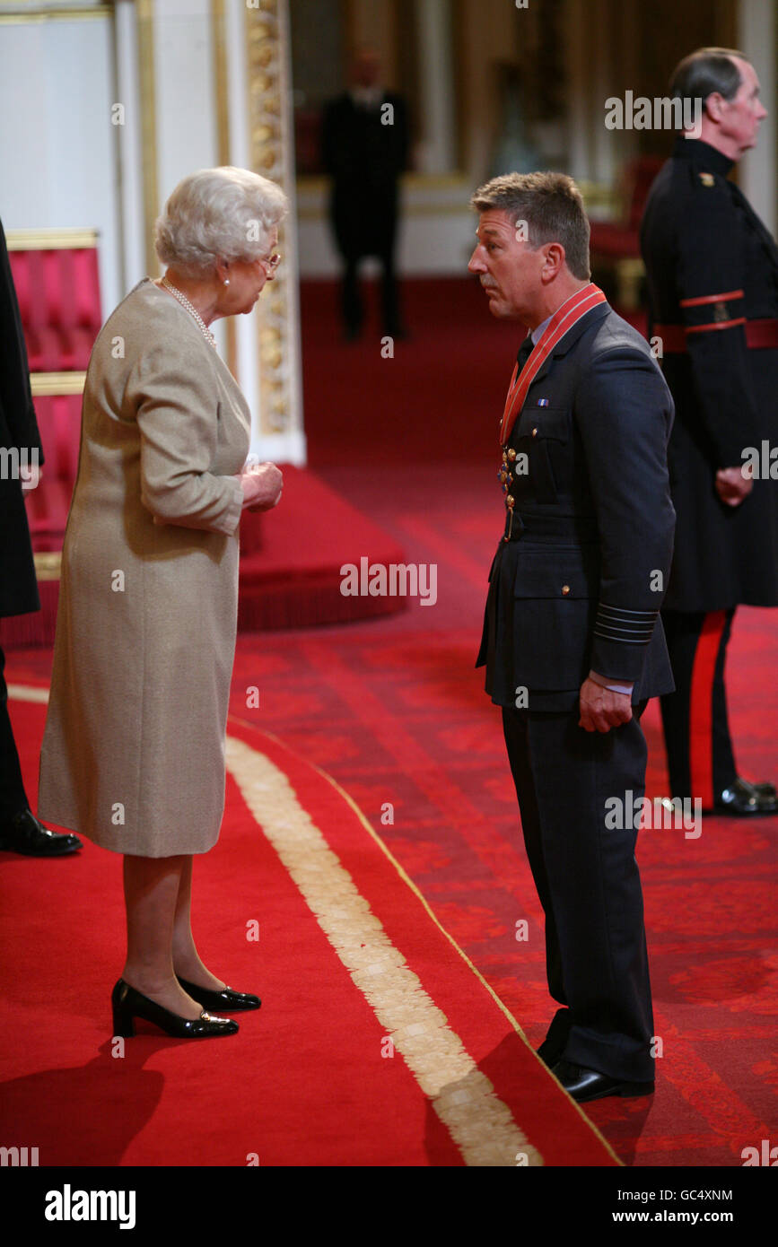Group captain mark sibley hi-res stock photography and images - Alamy