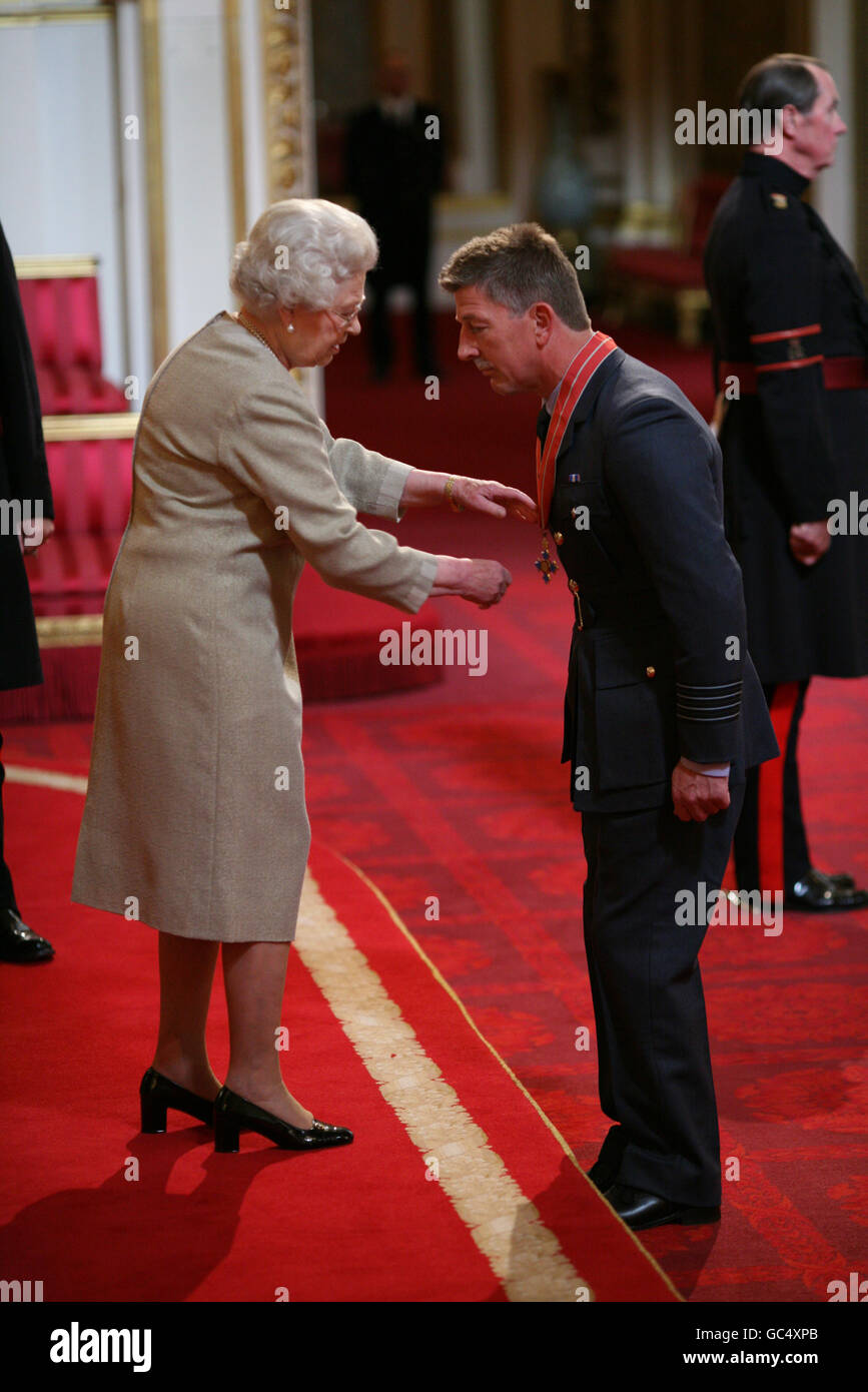 Group captain mark sibley hi-res stock photography and images - Alamy