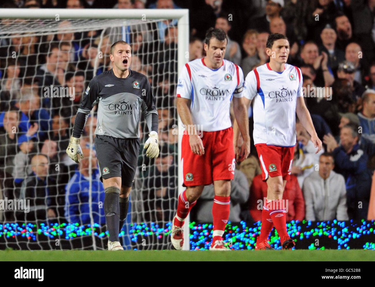 Blackburn Rovers' goalkeeper Paul Robinson (left) shouts at Ryan Nelsen ...