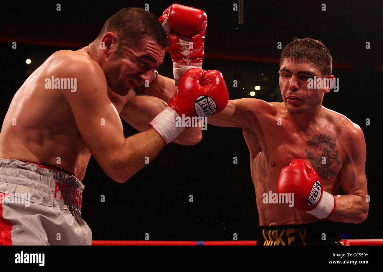 Boxing - Super-Middleweight - Tony Quigley v Paul Smith - Liverpool Echo Arena. Michael Jennings ...
