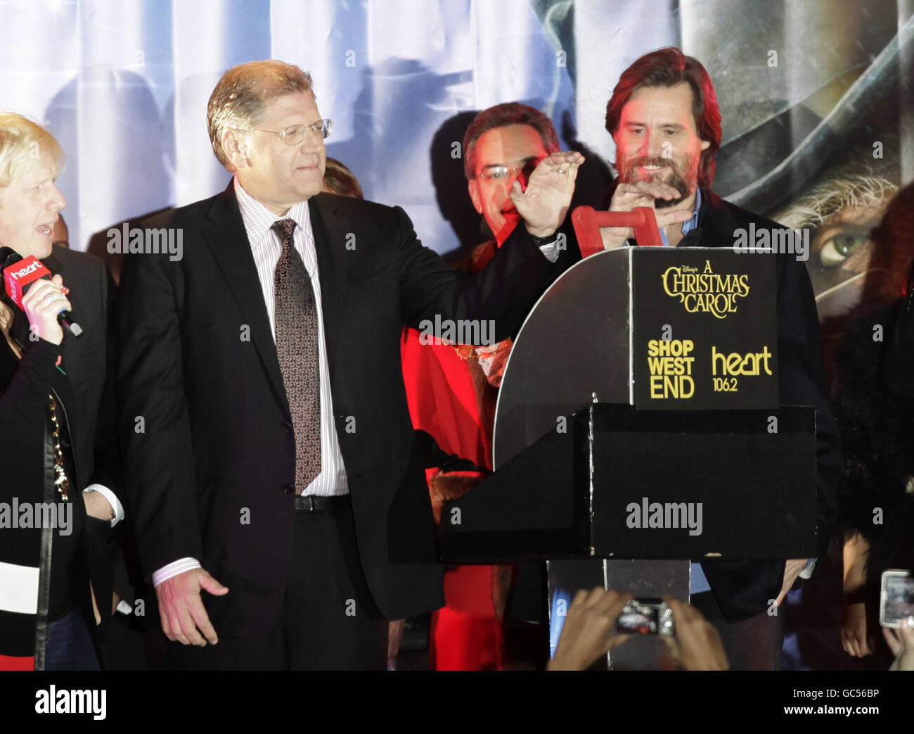 Director of A Christmas Carol, Robert Zemeckis, (left) and actor Jim ...