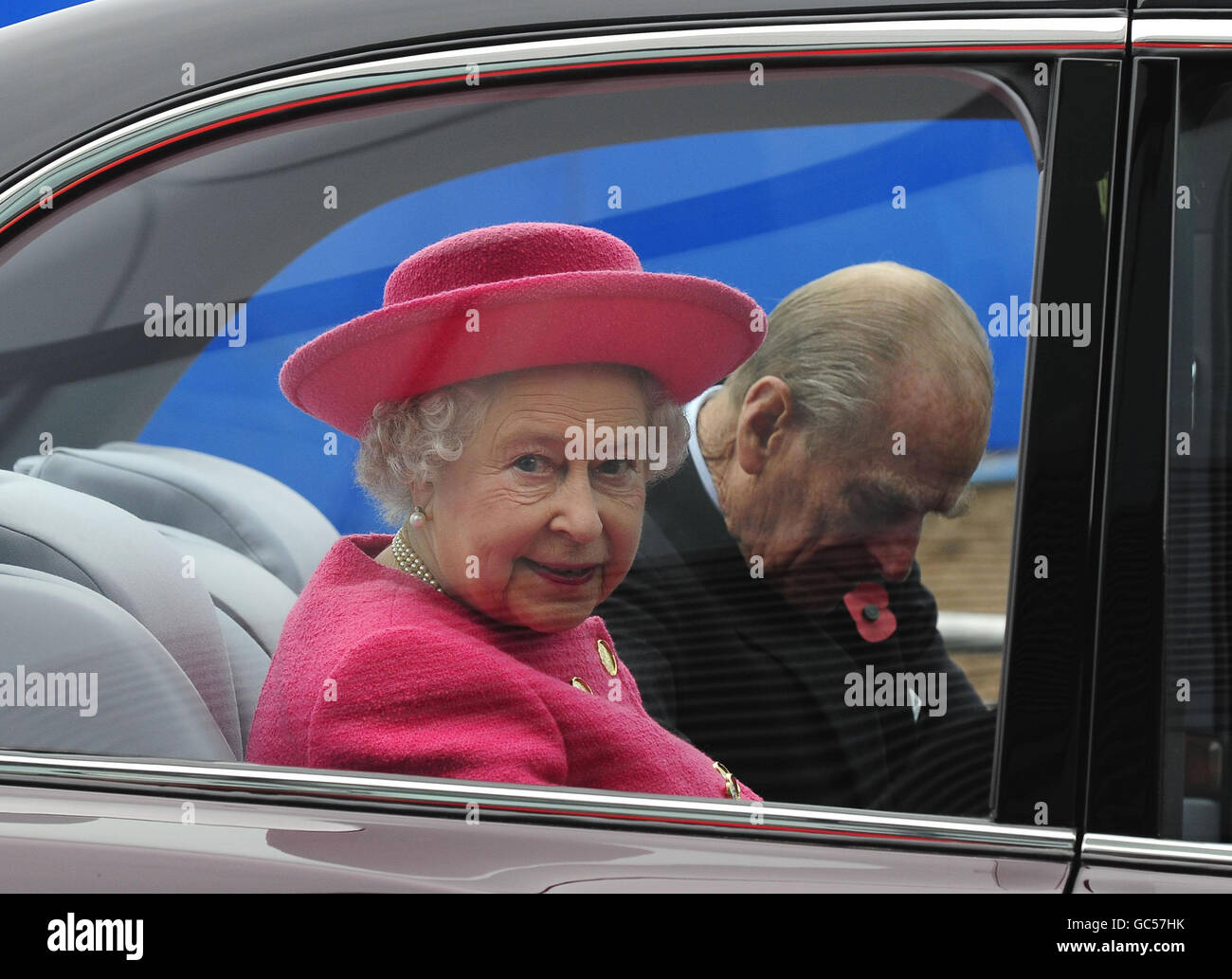Queen elizabeth ii philip car hi-res stock photography and images - Alamy
